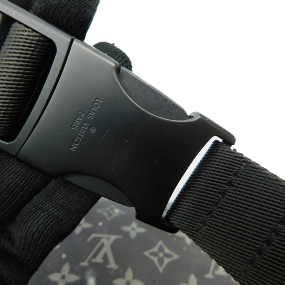 Louis Vuitton Discovery Bum Bag Monogram Galaxy Body Bag jUSTBAG Justbag.Net