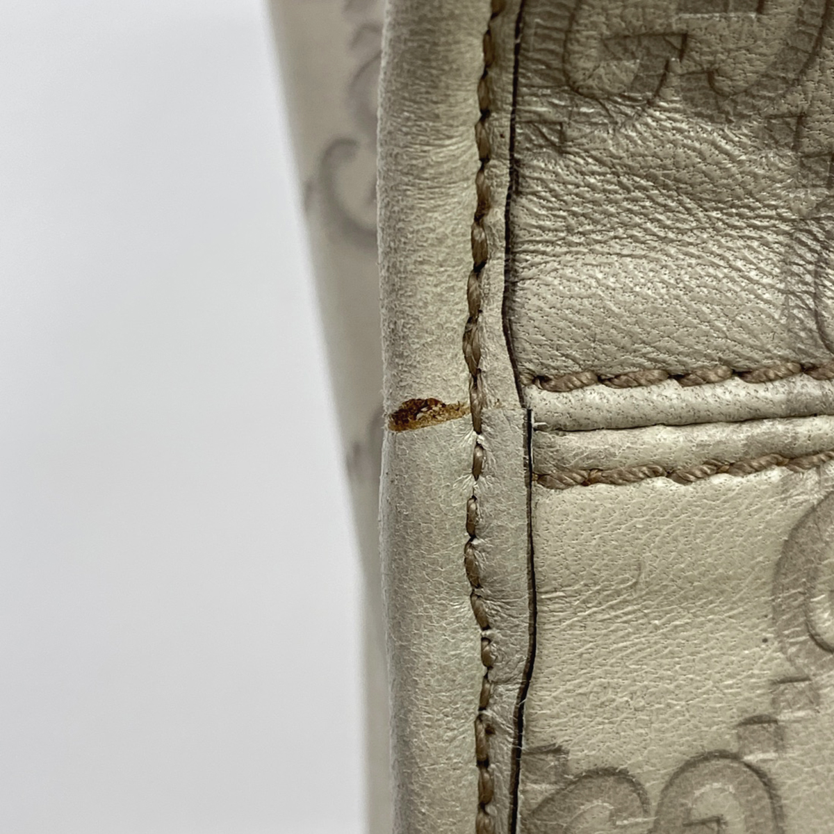 Gucci Guccisima Shoulder Bag Signature Shima Leather Ivory jUSTBAG ...