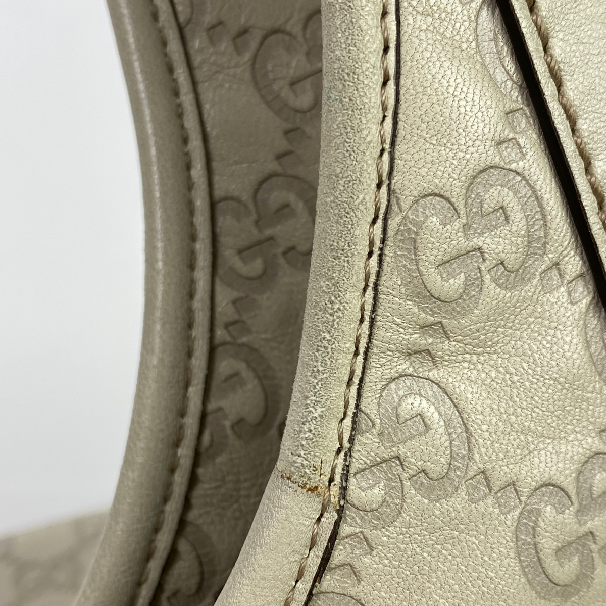 Gucci Guccisima Shoulder Bag Signature Shima Leather Ivory jUSTBAG ...